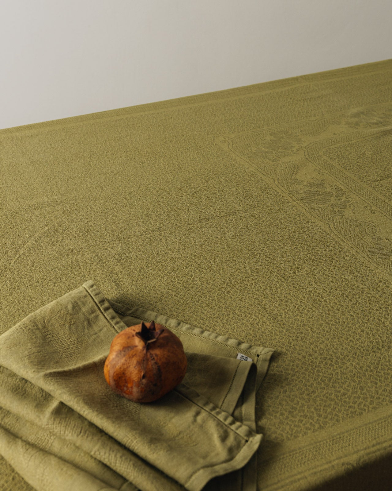 Nappe ancienne damassée - 125x240cm - Maison Masarin